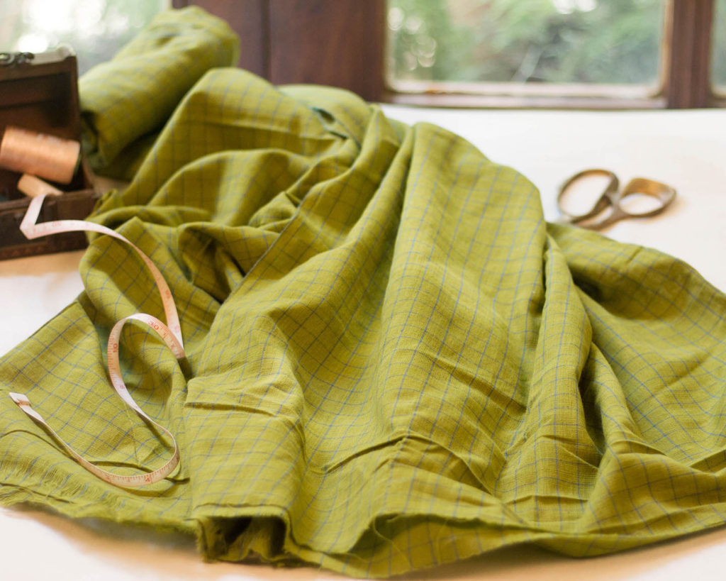 Thin checks – Baragaon Weaves