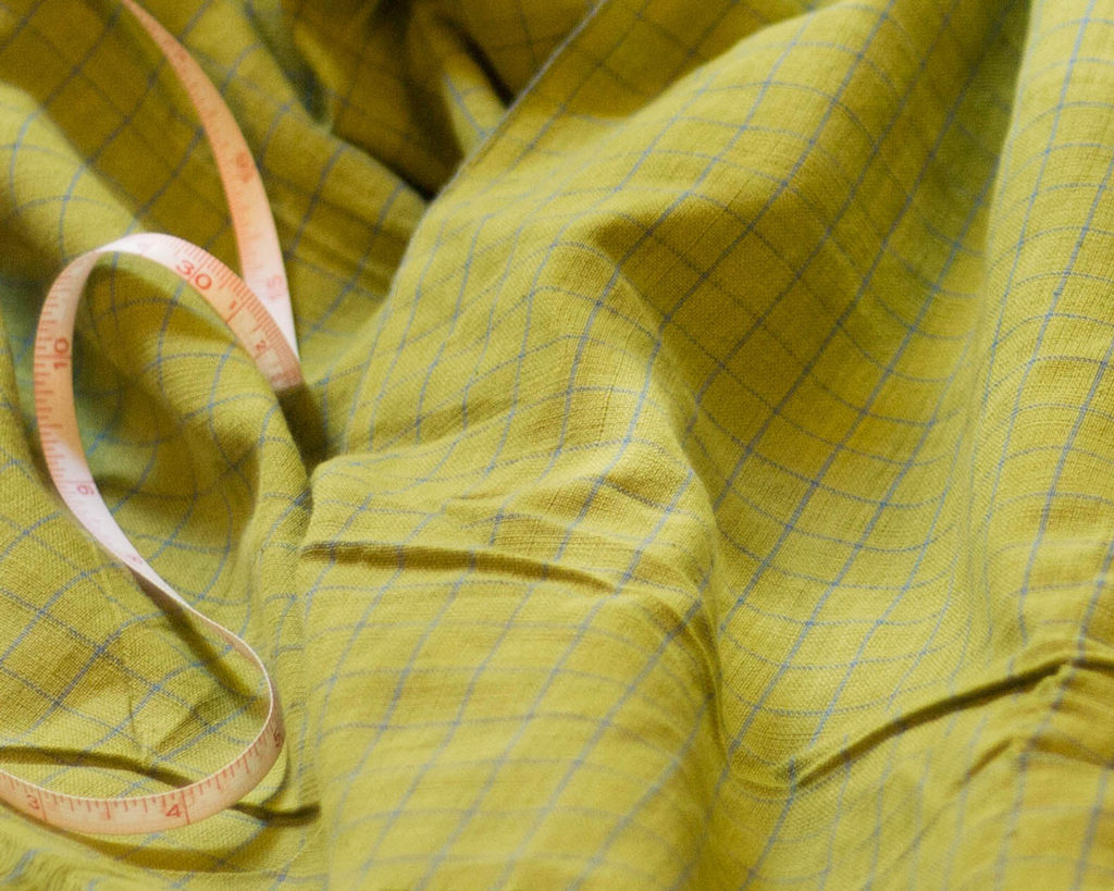 Thin checks • Baragaon Weaves