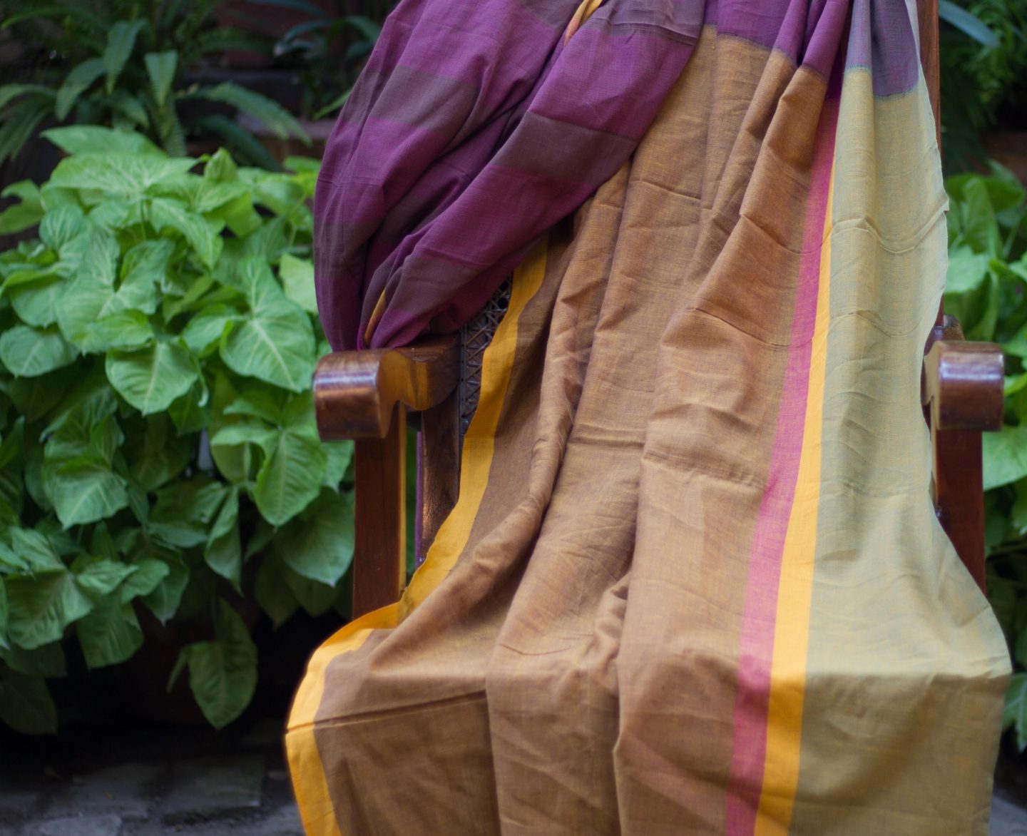 Uniquely Coloured – Baragaon Weaves